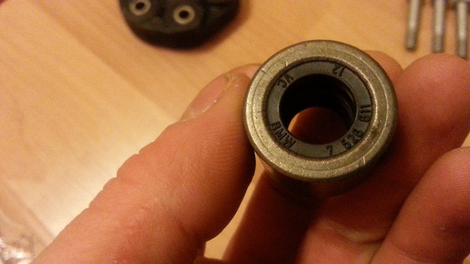 Замена эластичной муфты. — BMW 3 series (E46), 2 л, 2004 года | своими ...