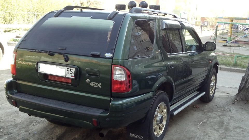 Isuzu Wizard 3.2 дизельный 2001 | на DRIVE2