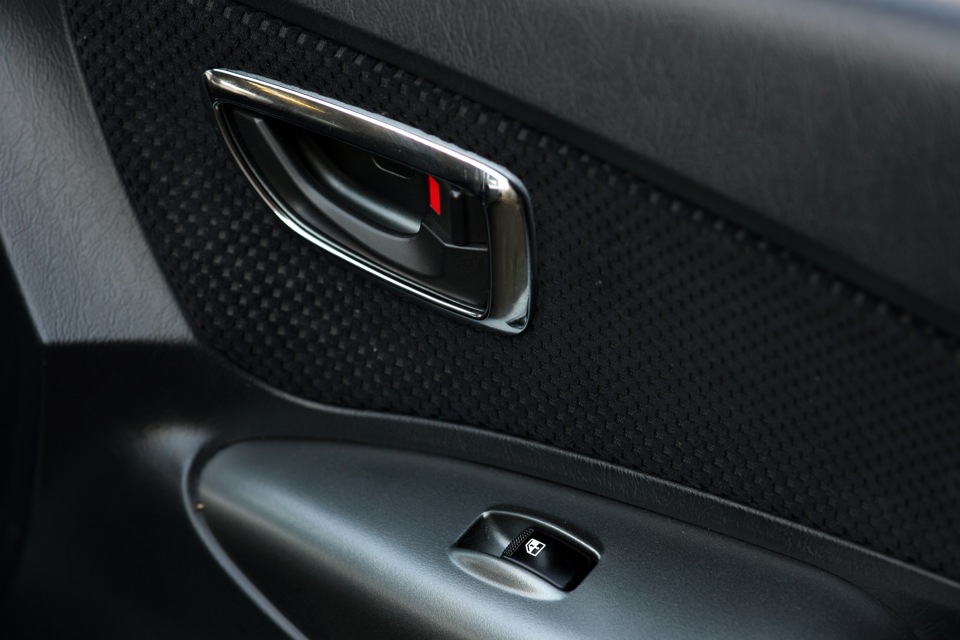 Покраска элементов салона — Hyundai Tucson (JM), 2 л, 2007 года ...