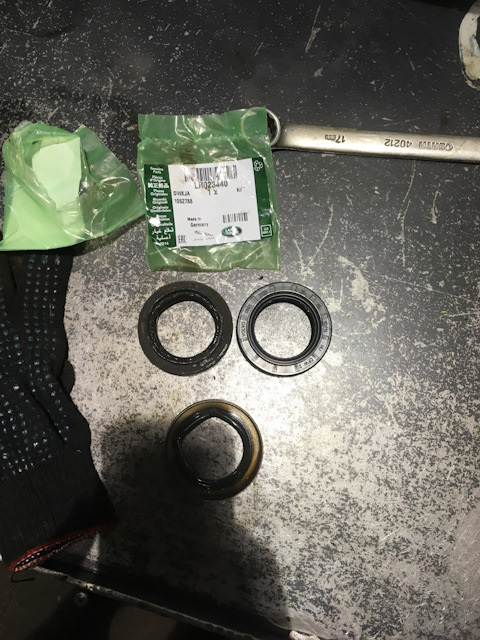 LR023440 Кольцо Jaguar Land Rover | Запчасти на DRIVE2