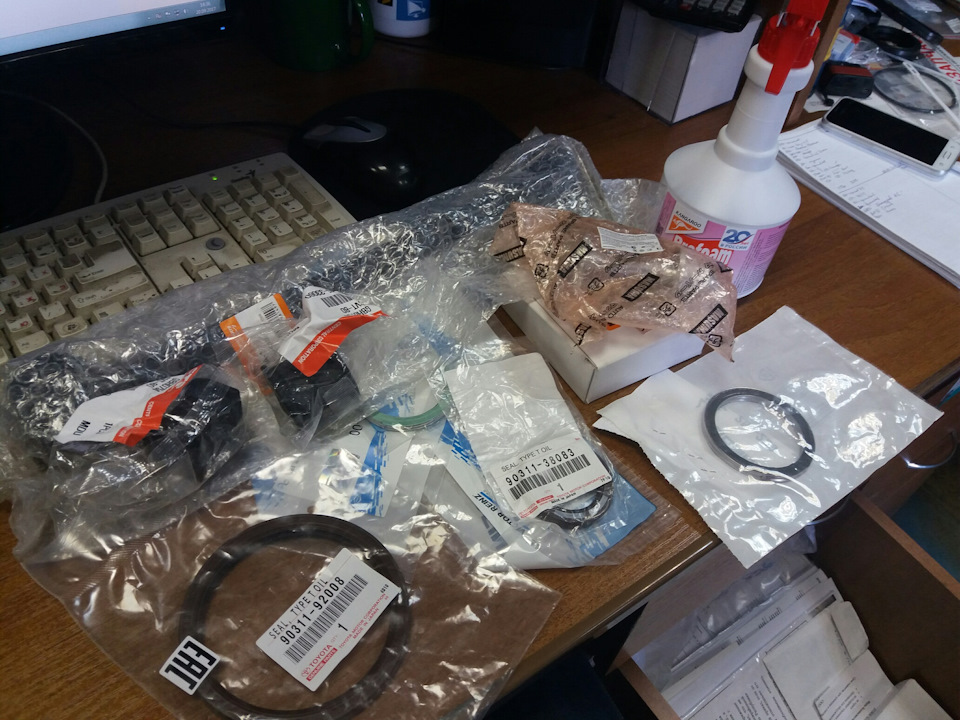 9031192008 Сальник коленвала TOYOTA LEXUS | Запчасти на DRIVE2