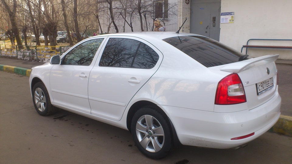 Глаза и хвост вот мой тюнинг… — Skoda Octavia A5 Mk2, 1,8 л, 2012 года ...