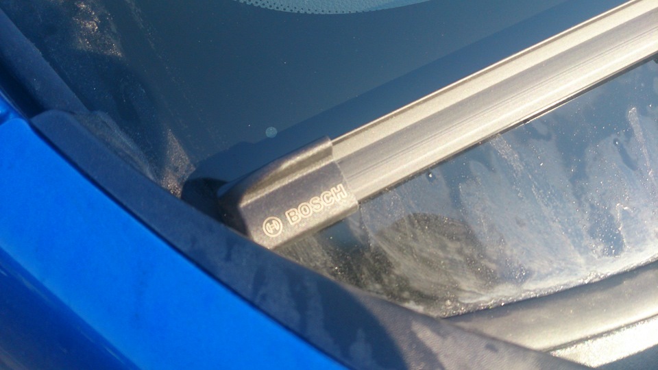 Щетки дворников Bosch Aerotwin — Chevrolet Aveo Sedan (2G), 1,6 л, 2012 ...