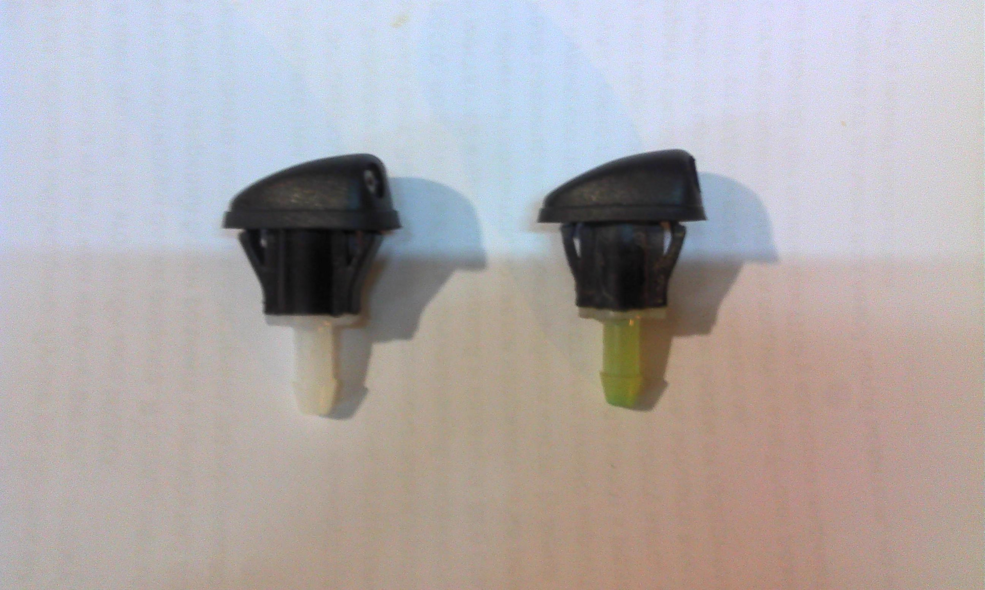 Форсунка омывателя Т255 — Chevrolet Aveo 5-door (1G), 1,5 л, 2008 года ...