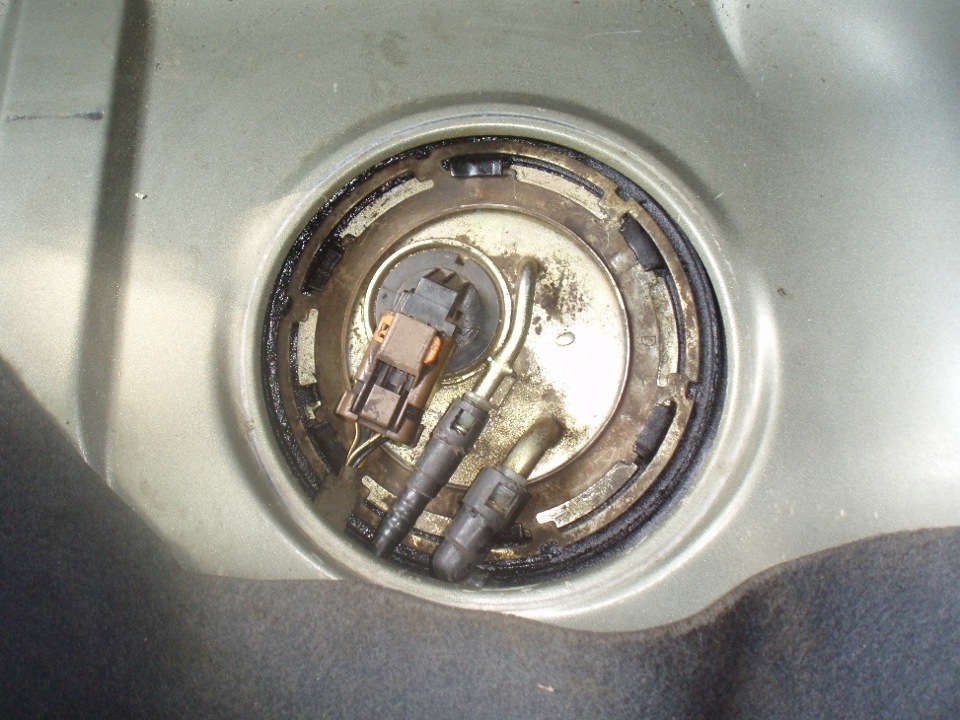 Датчик топлива 96388928 — Chevrolet Lanos, 1,5 л, 2008 года | своими ...