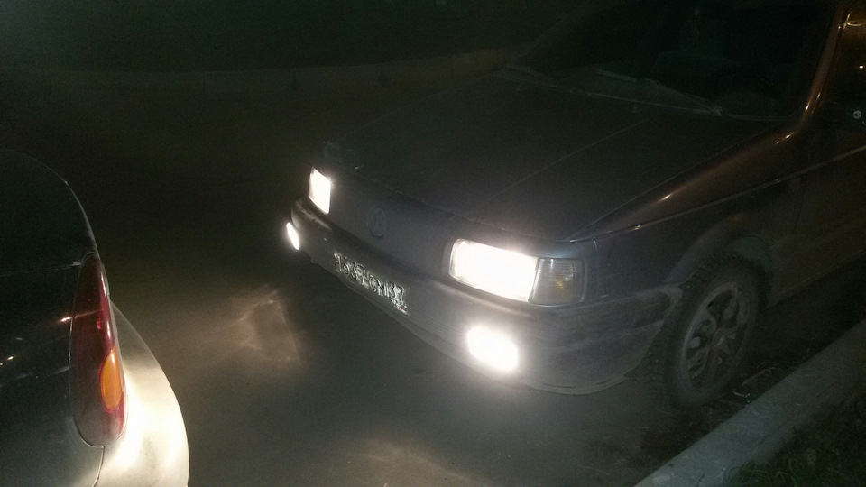 Туманки — Volkswagen Passat B3, 1,8 л., 1990 года | аксессуары | DRIVE2
