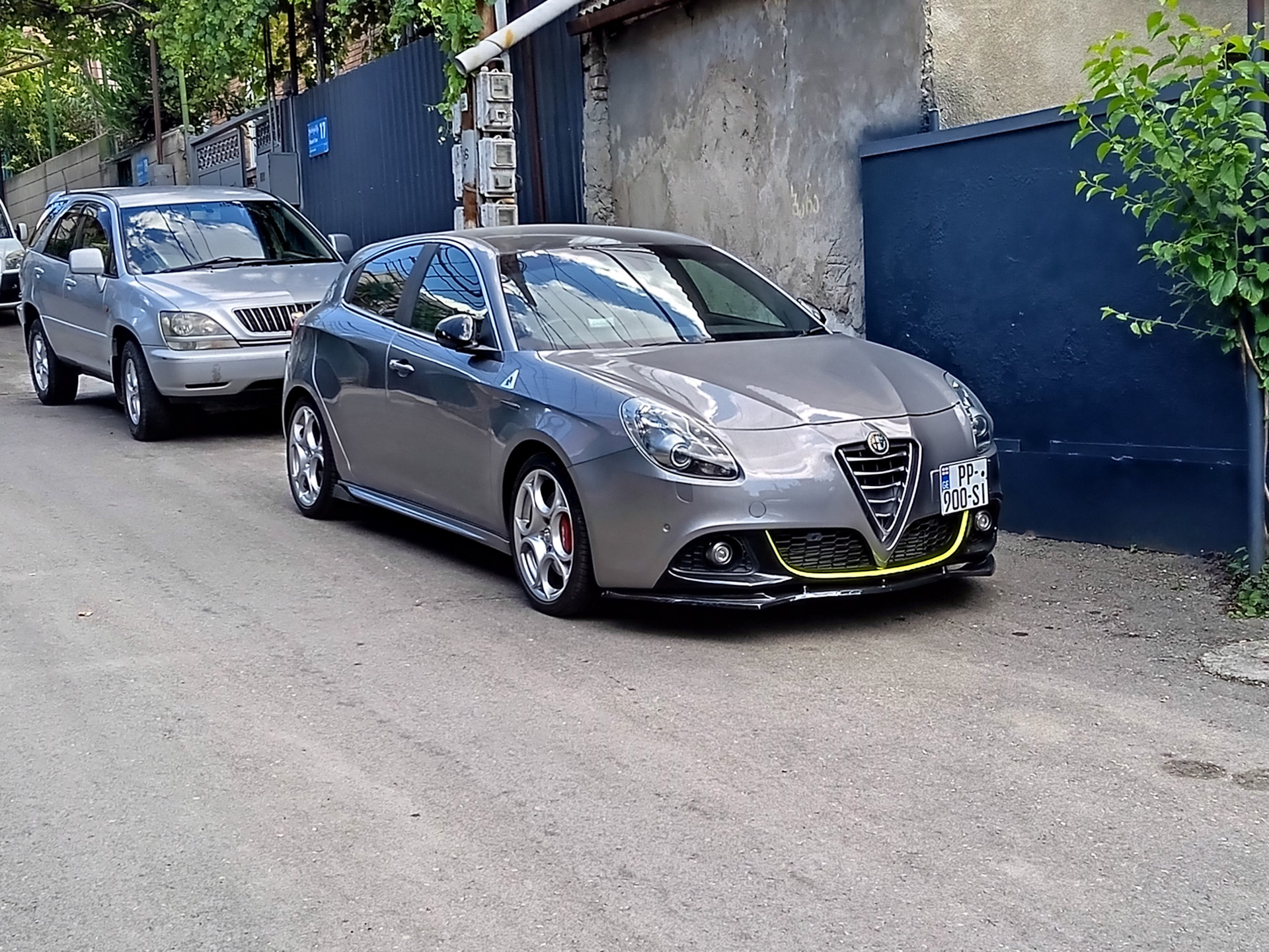 Night rest with new look🍀😍 — Alfa Romeo Giulietta (940), 1,8 л, 2015 ...