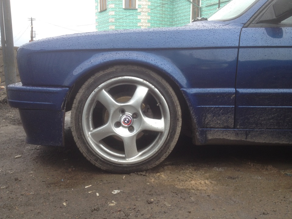 Колпачки в 17е диски "Fondmetal" ///M style — DRIVE2