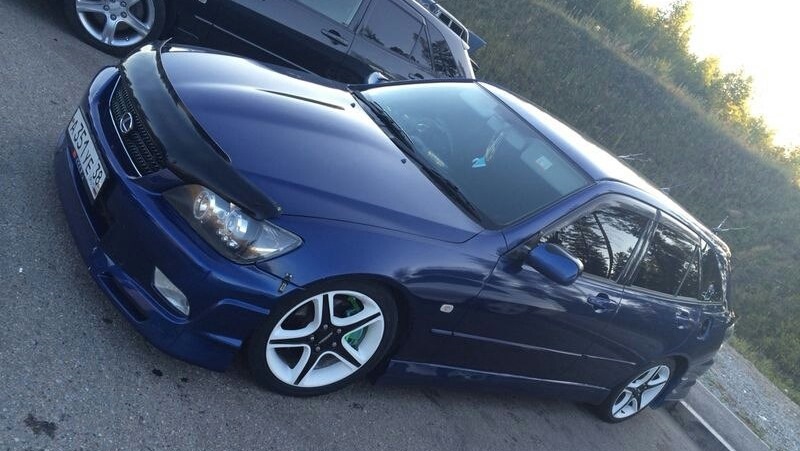 Toyota Altezza 3.0 бензиновый 2001 | 2jz-ge "JZ валит" на DRIVE2