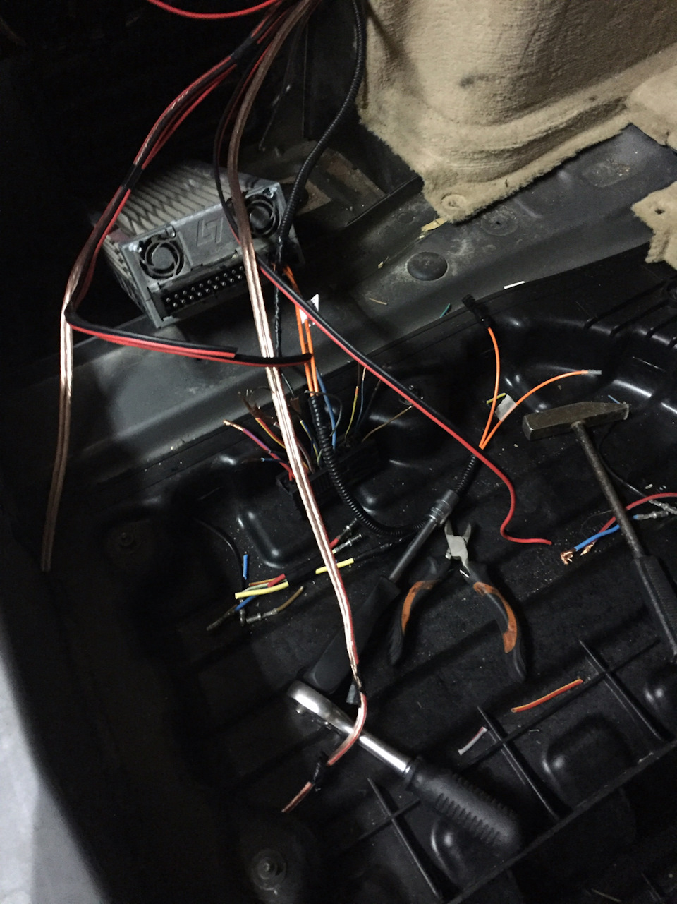 Logic 7 ч.3 — BMW 3 series Touring (E91), 2 л, 2010 года | автозвук ...