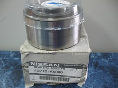 Замена переднего ступичного подшибника — Nissan Note (1G), 1,6 л, 2006 ...