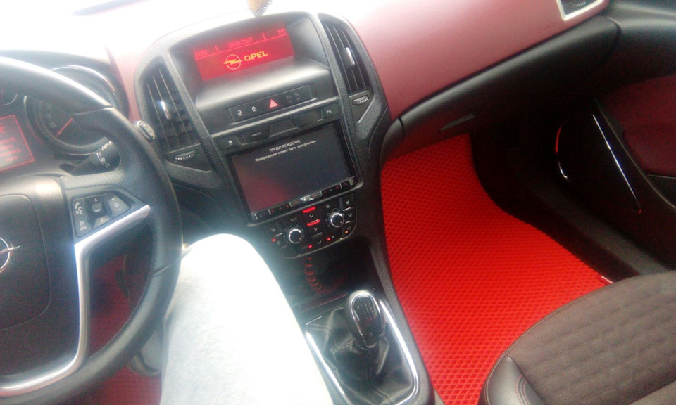 Коврики под салон — Opel Astra J GTC, 1,4 л, 2011 года | стайлинг | DRIVE2