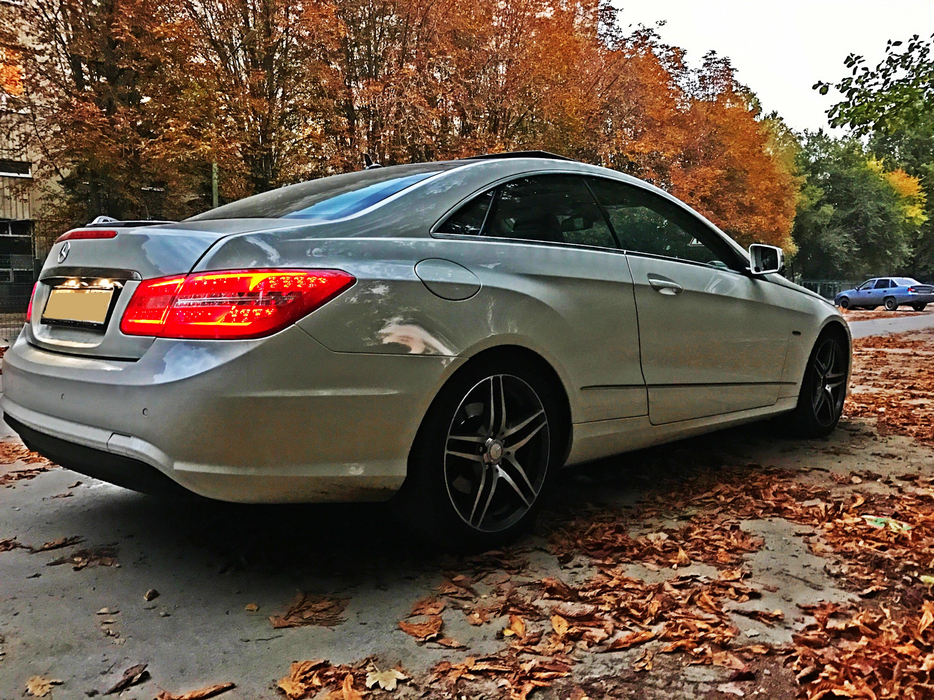 Содержание Звезды(часть 2) — Mercedes-Benz E-Class Coupe (C207), 2 л ...