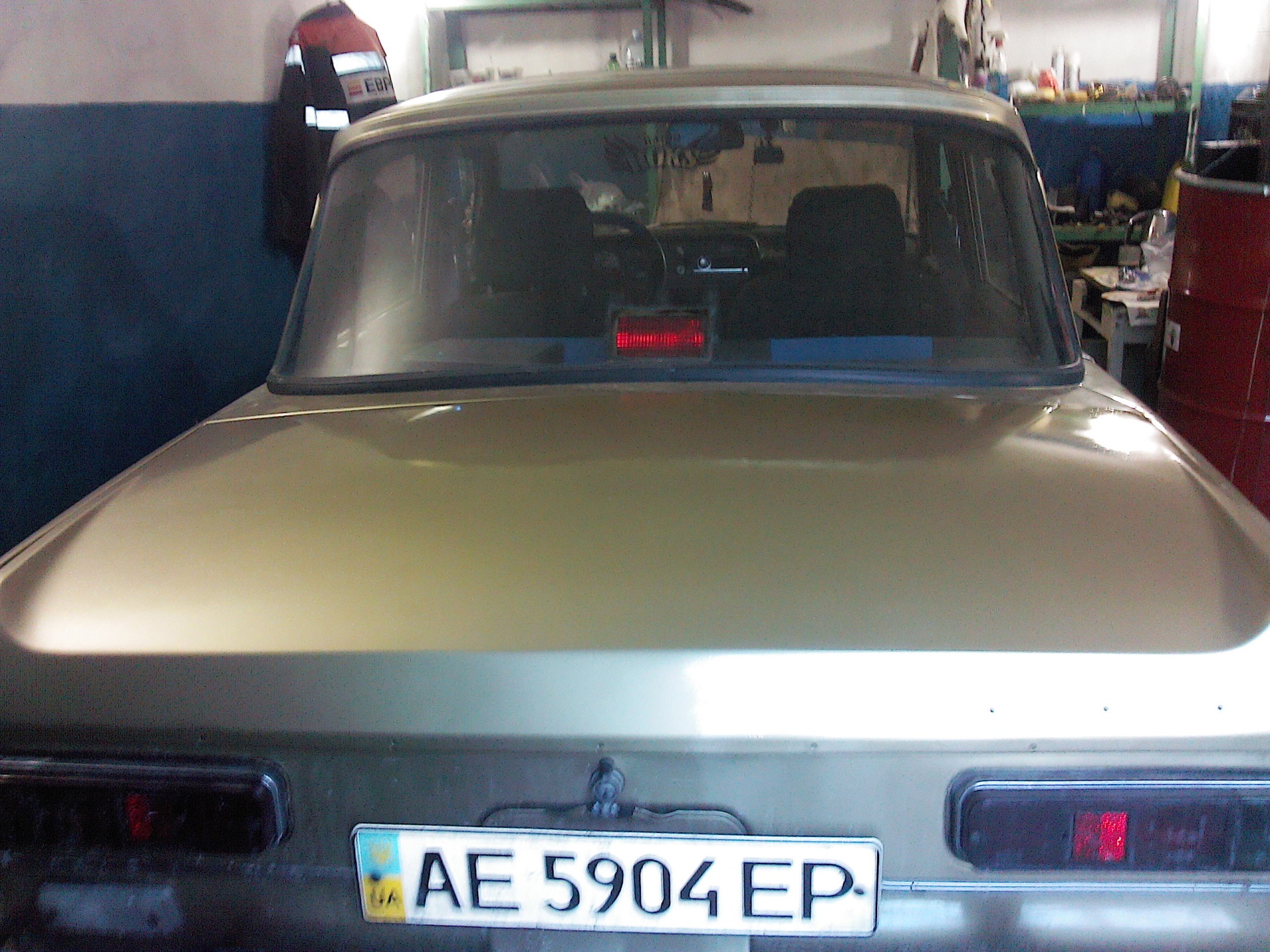 Покраска крышки багажника — Москвич 2140 SL, 1,5 л, 1985 года | кузовной ремонт | DRIVE2