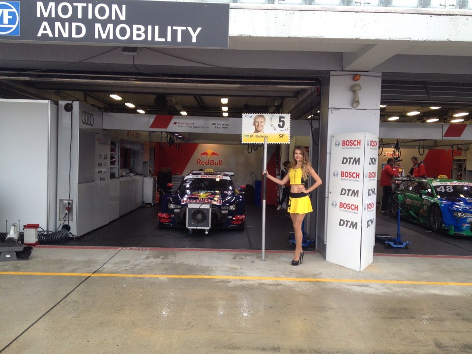 Moscow raceway DTM 2016 — Renault Sandero 1G, 1,6 л, 2011 года | путешествие | DRIVE2