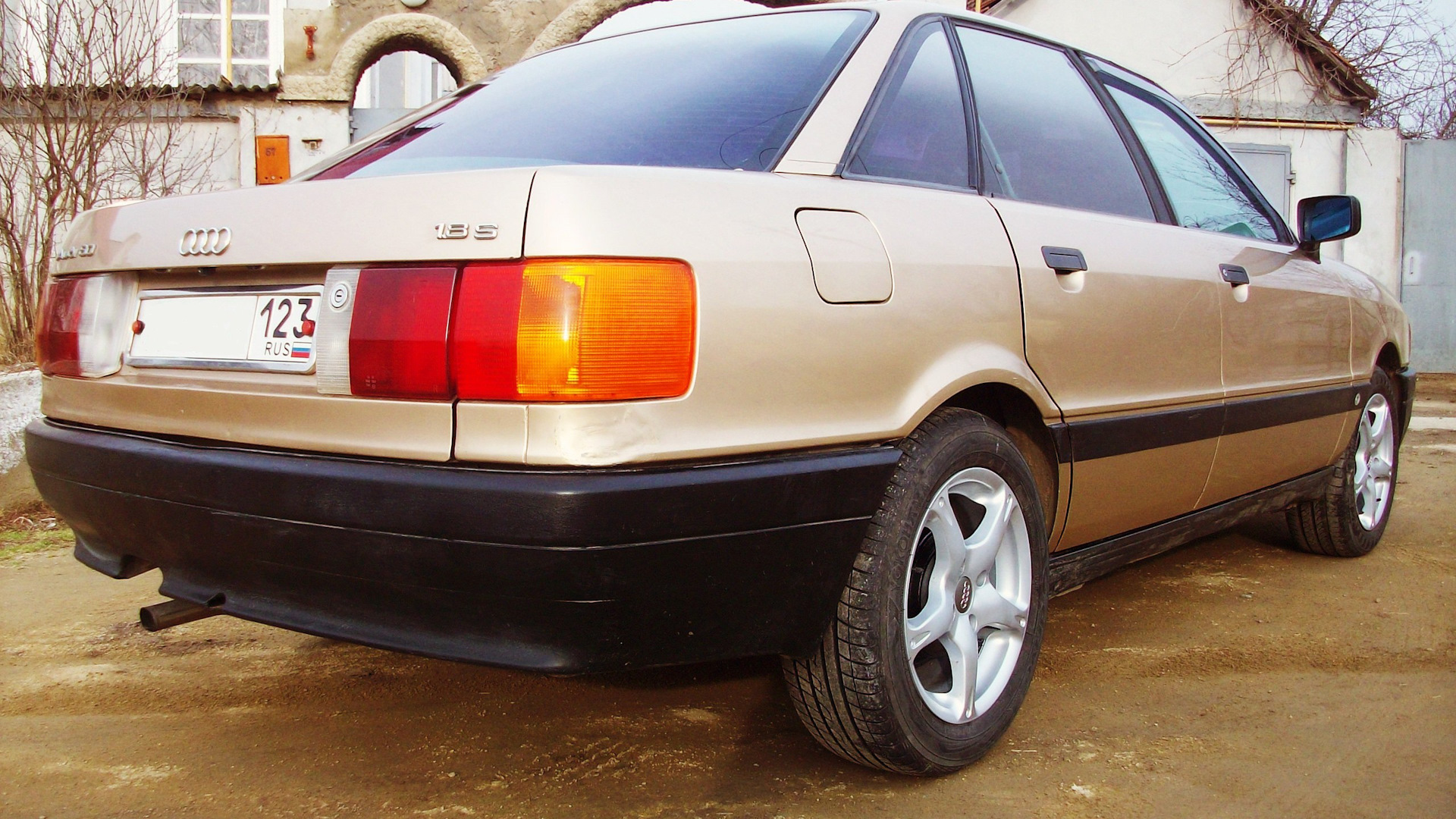 Audi 80 (B3) 1.8 бензиновый 1987 | 1.8S Солекс на DRIVE2