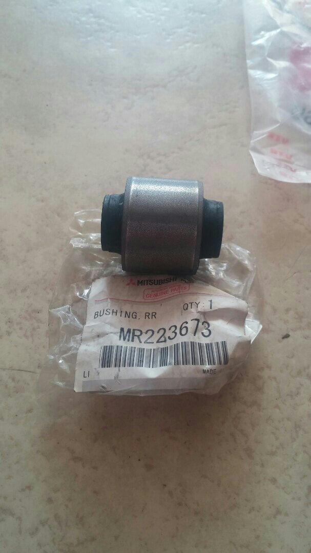 Сайлентблоки задней подвески — Mitsubishi Galant (8G), 2 л, 1999 года ...