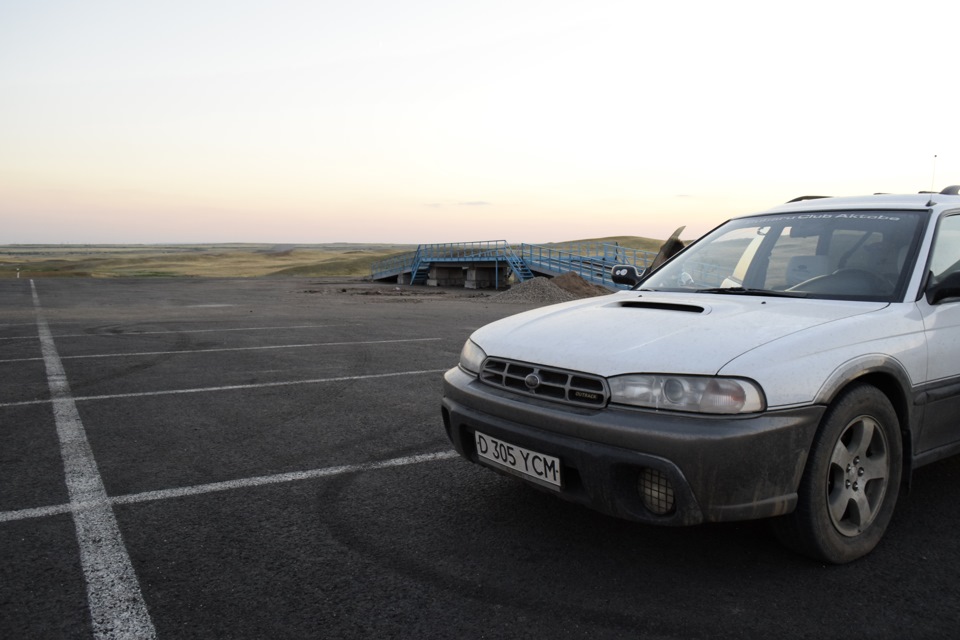 Сгонял на родник. — Subaru Legacy Outback (BD/BG), 2,5 л, 1998 года ...