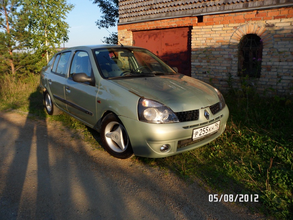 Последние фотки — Renault Symbol, 1,4 л, 2002 года | фотография | DRIVE2