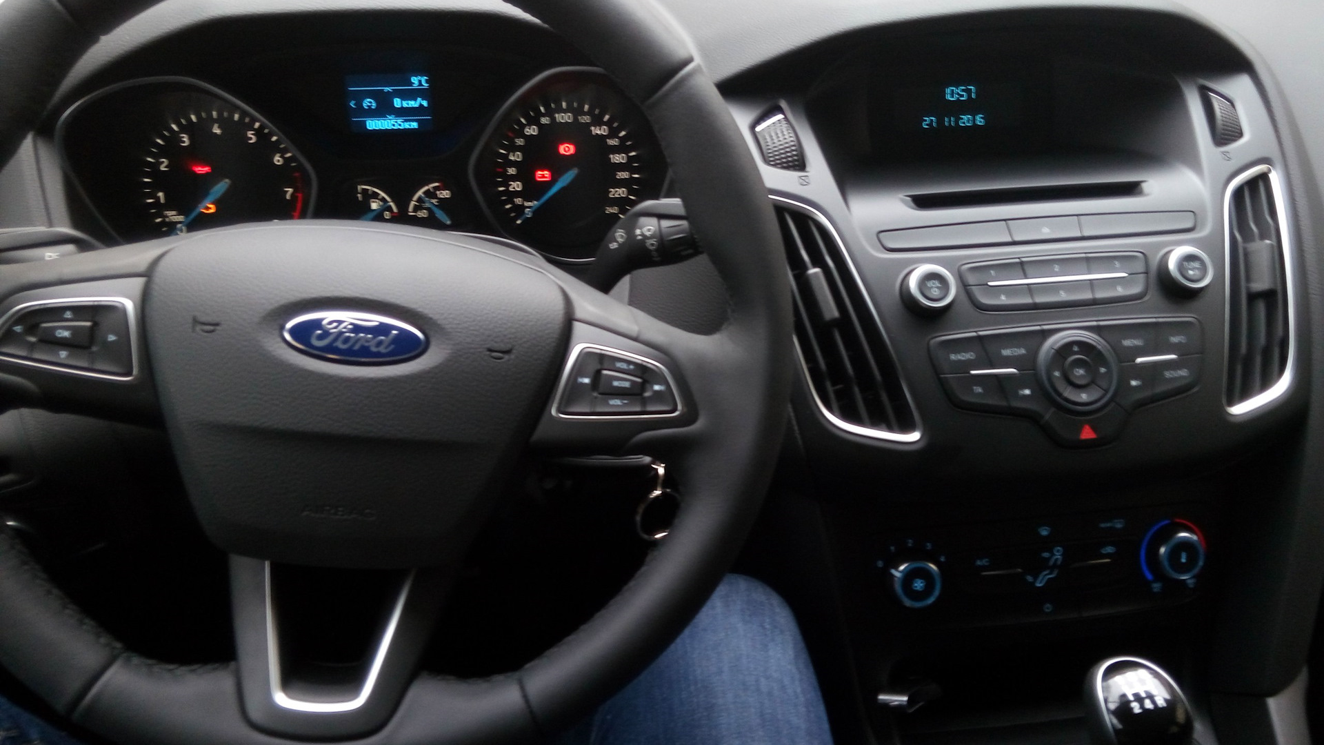 Ford Focus Sedan III 1.6 бензиновый 2016 | Blazer blue на DRIVE2