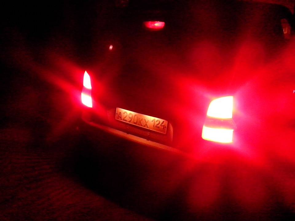 Доп.стоп — Mazda Demio (1G), 1,5 л, 2001 года | тюнинг | DRIVE2