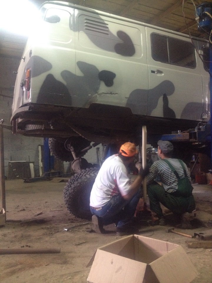 Ремонт задней подвески и прогулка — УАЗ 3909, 2,4 л, 1998 года | просто так | DRIVE2