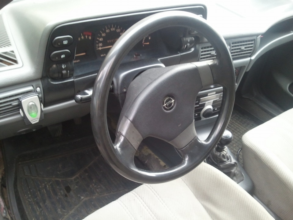 Салон Opel. — Daewoo Nexia (2G), 1,5 л, 2000 года | аксессуары | DRIVE2