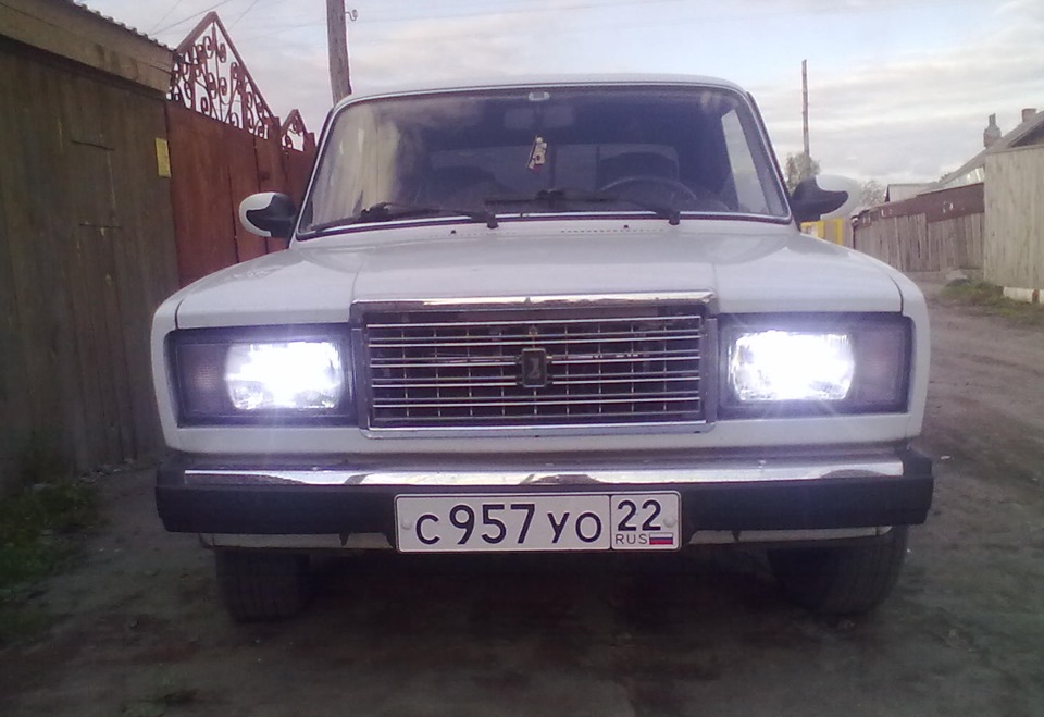 Би-ксенон 6000К — Lada 21074, 1,6 л, 2008 года | стайлинг | DRIVE2