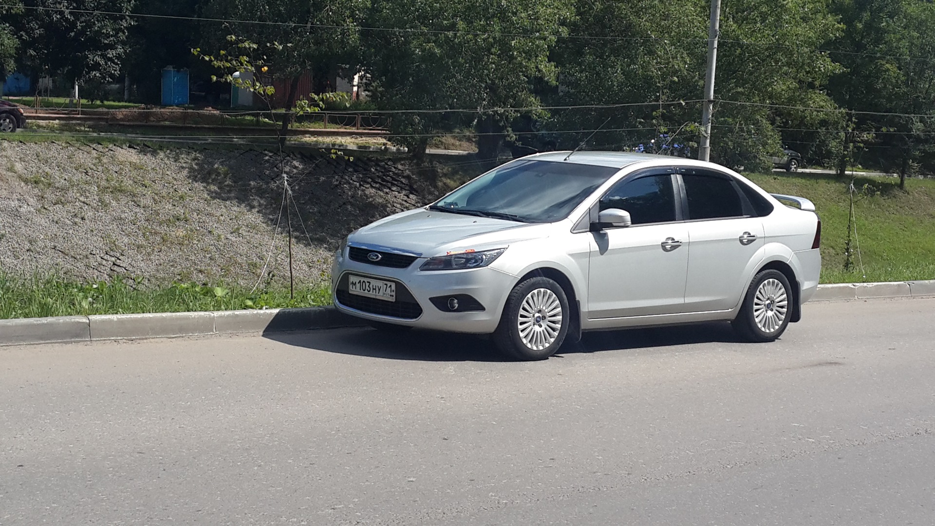 Ford Focus II Sedan 1.6 бензиновый 2011 | 2+ на DRIVE2
