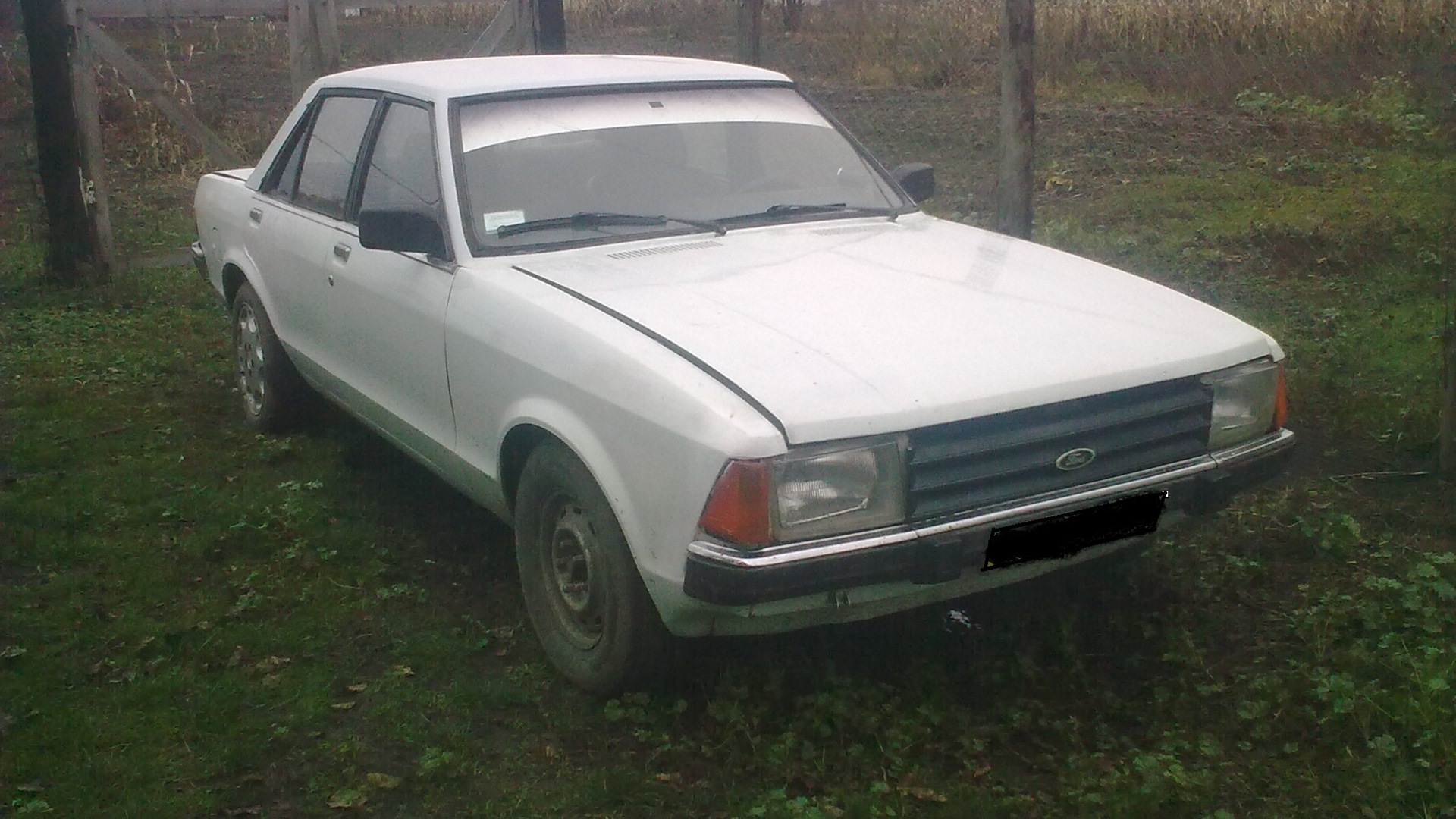 Ford Granada Mark II 2.3 бензиновый 1982 | 2,3 V6 115л.с на DRIVE2