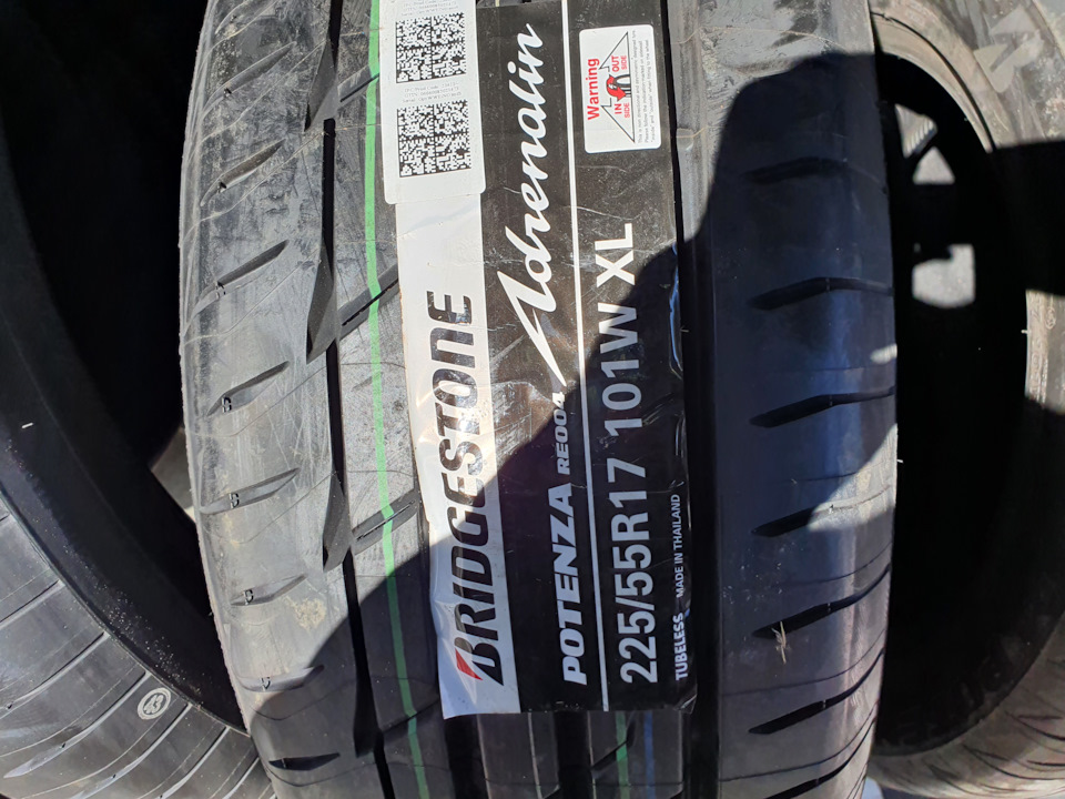 Bridgestone Potenza Adrenalin RE004 225.55.R17 — Mercedes-Benz Vito (3G), 2,1 л, 2016 года ...