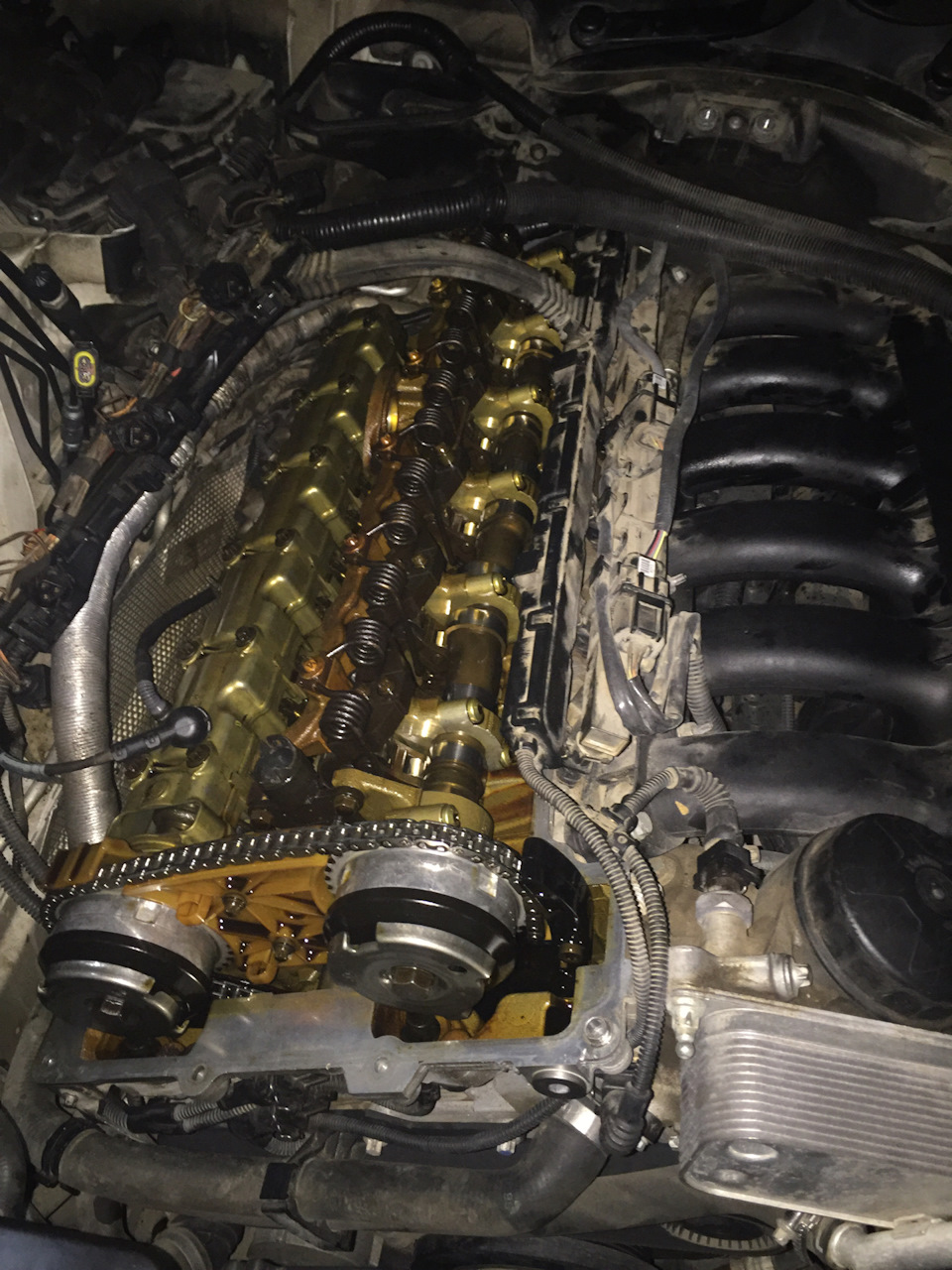 Замена разных прокладок — BMW 5 series (E60), 2,5 л, 2008 года | своими ...