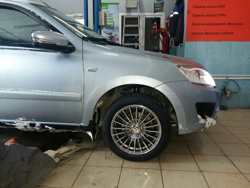 Выбор дисков — Lada Гранта лифтбек, 1,6 л, 2015 года | колёсные диски ...