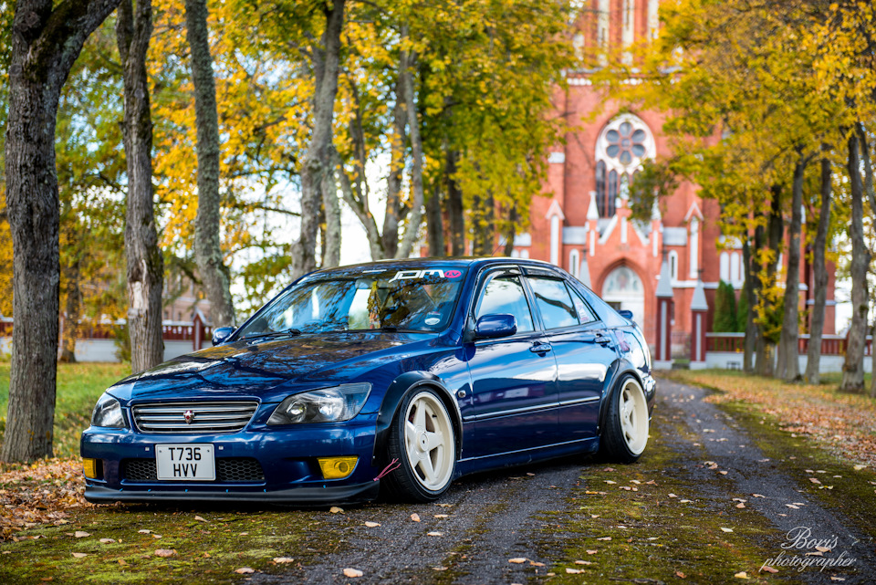 Lexus IS200. Осенние фоточки — Сообщество «Stanced» на DRIVE2