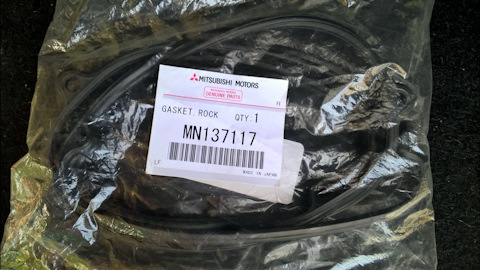 MN137117 Прокладка крышки ГБЦ OEM Mitsubishi | Запчасти на DRIVE2
