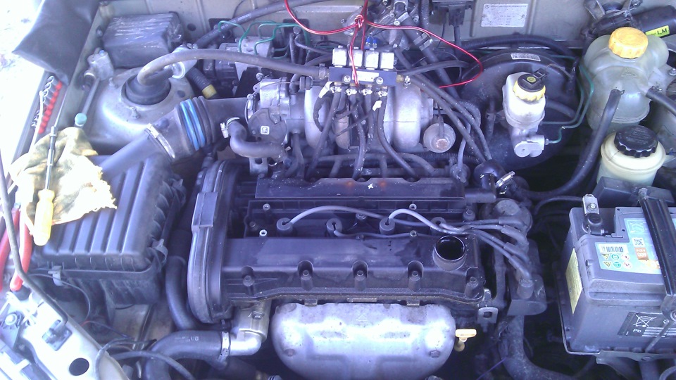 Замена клапанной крышки — Daewoo Lanos, 1,6 л, 2008 года | своими ...
