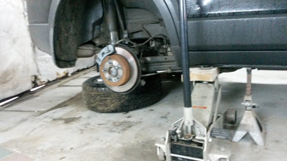 покраска тормозных суппортов в красный цвет — Chevrolet Captiva (1G), 3 ...