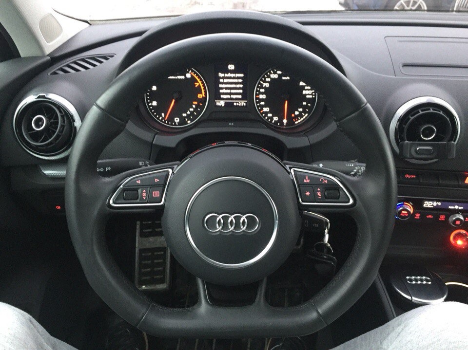 Скошенный руль?Готово! — Audi A3 Sportback (8VA), 1,4 л, 2015 года ...