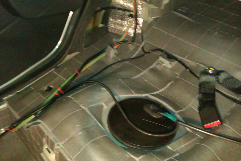 Бортовой комп Multitronics VC731 и парктроник Multitronics PU-4TC ...