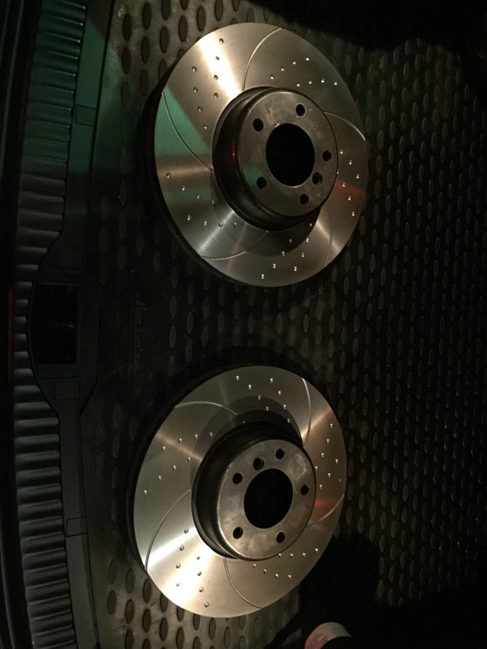 Диски из авиационной стали — BMW 5 series Touring (E61), 3,5 л, 2005 ...