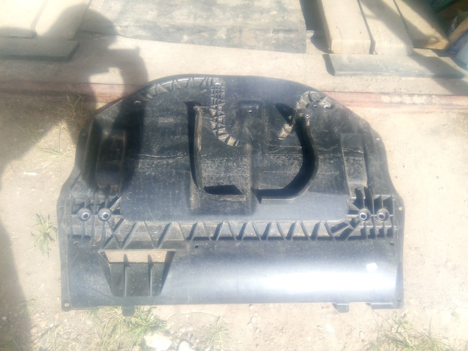 Ориг. корыто под движок. — Skoda Fabia RS Mk2, 1,4 л, 2011 года ...