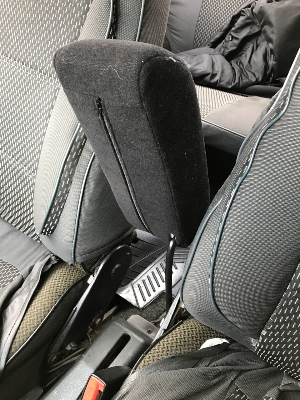 40000440 Valance Panel (Rear) Volvo | Запчасти на DRIVE2