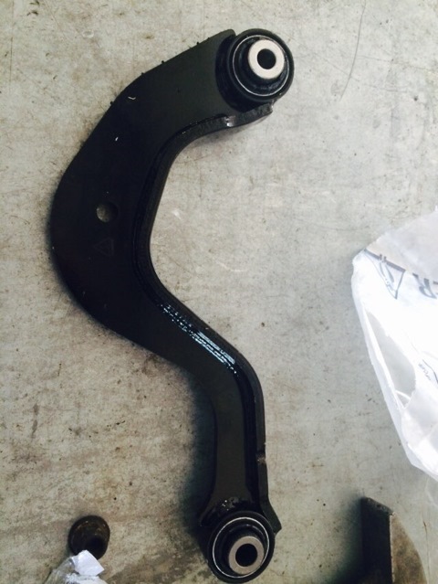 WHT000227 БОЛТ РАЗВАЛЬНЫЙ AUDI A3 (04-15), SKODA OCTAVIA (04-15 ...