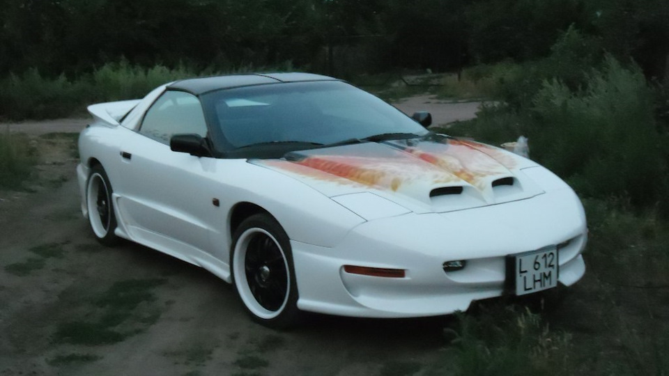 Pontiac Firebird (4G) 3.8 бензиновый 1997 | Firehawk на DRIVE2