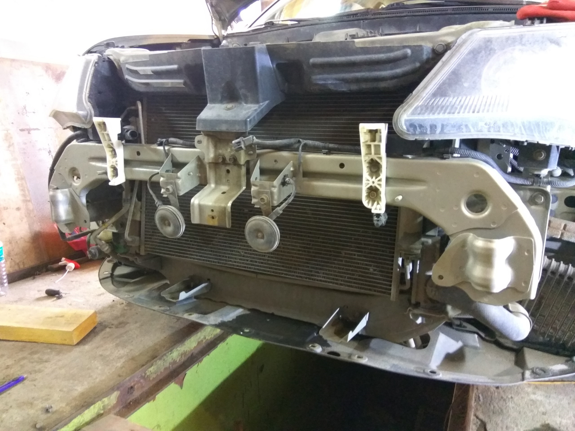 Чистка радиатора АКПП и выравнивание бампера. — Mitsubishi Outlander XL ...