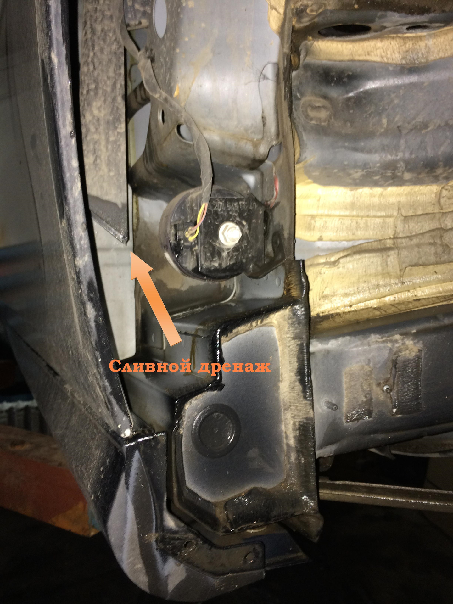 [ТО | 8] / Замена масла ДВС М274 + Чистка сливных каналов — Mercedes ...