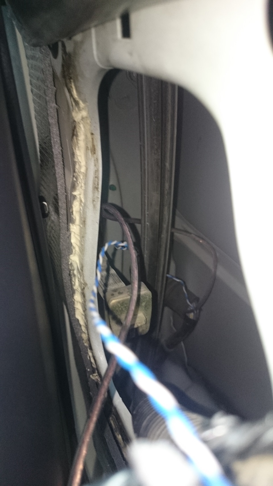 Power window module схема подключения
