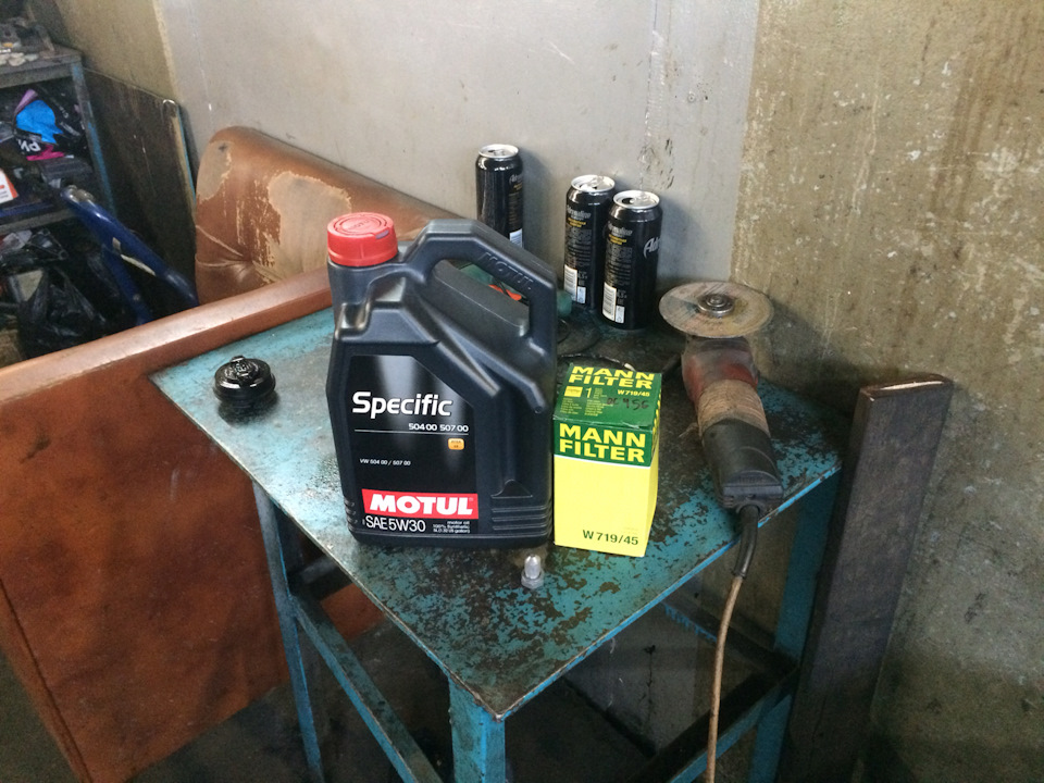 Замена масла + фильтра — Skoda Octavia A5 Mk2, 1,8 л, 2012 года ...