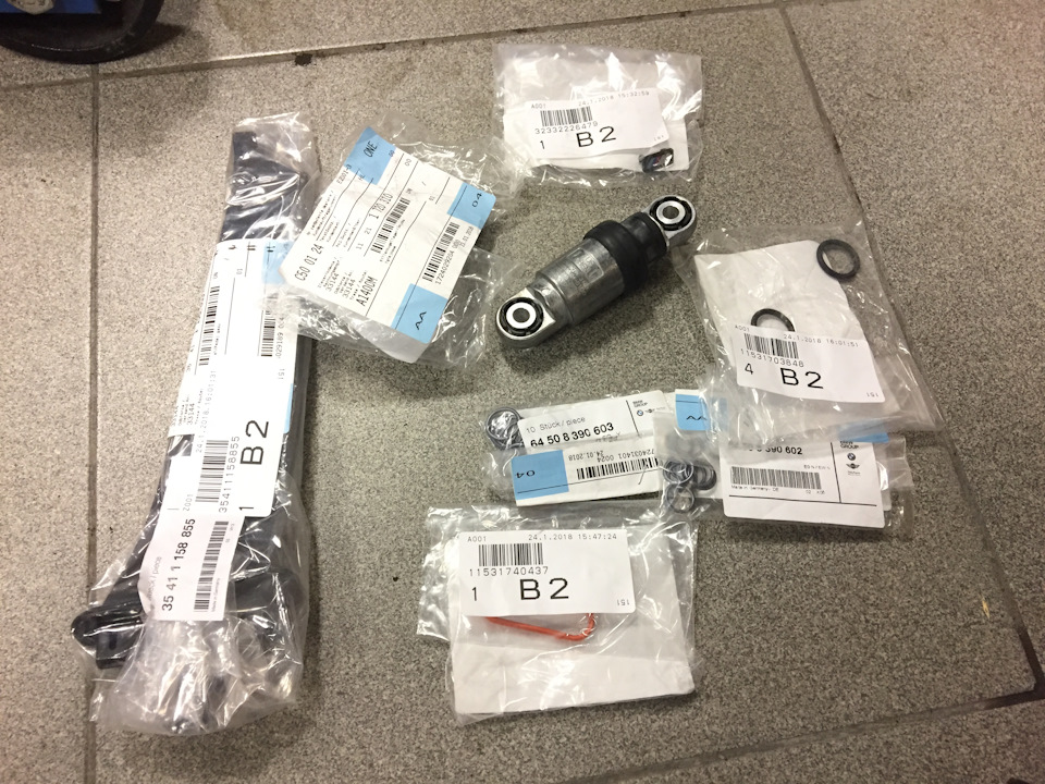 32332226479 Эмблема BMW | Запчасти на DRIVE2