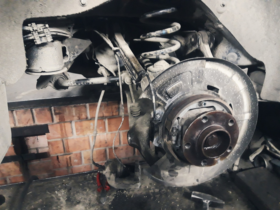 Частичный ремонт задней подвески и нетолько — BMW X5 (E70), 3 л, 2011 ...